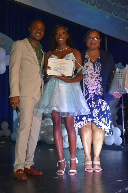 Announcing the 2025 Scholarship Recipients – SCEC Class of 1998 Alumni ...